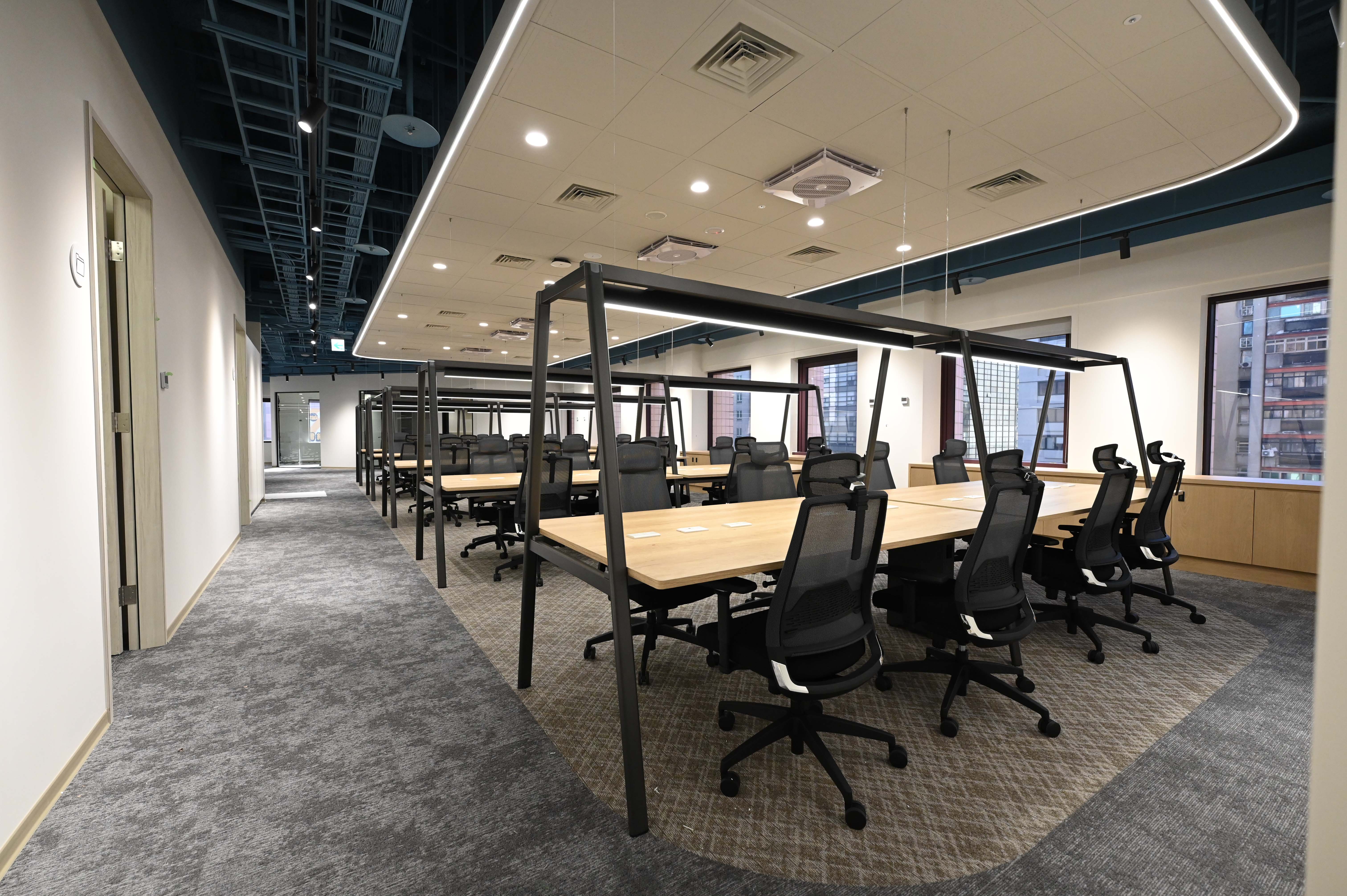 LOHAS Multifunctional Table